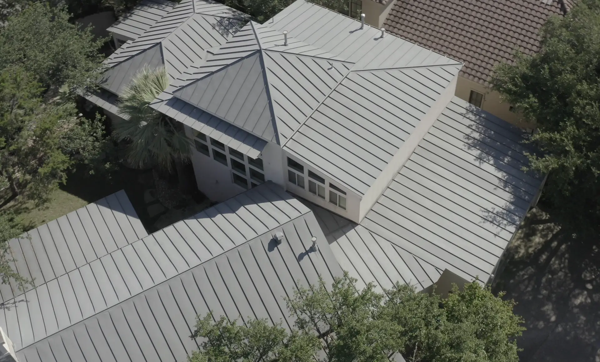 Mechanical Lock metal panel system by Quality Metals